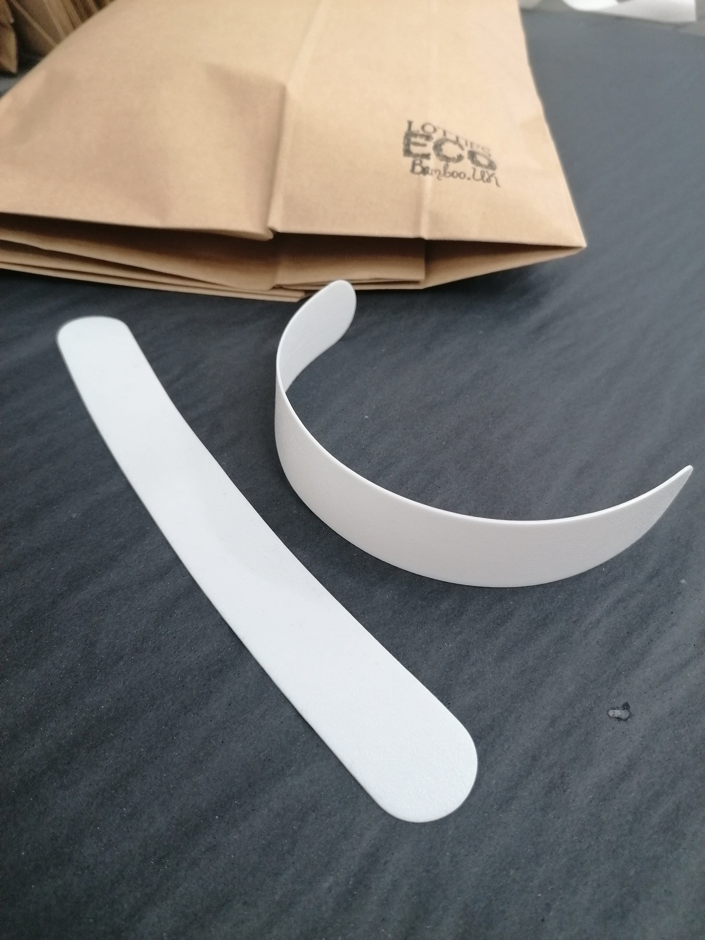 White Recycled Plastic Clerical Collar Insert